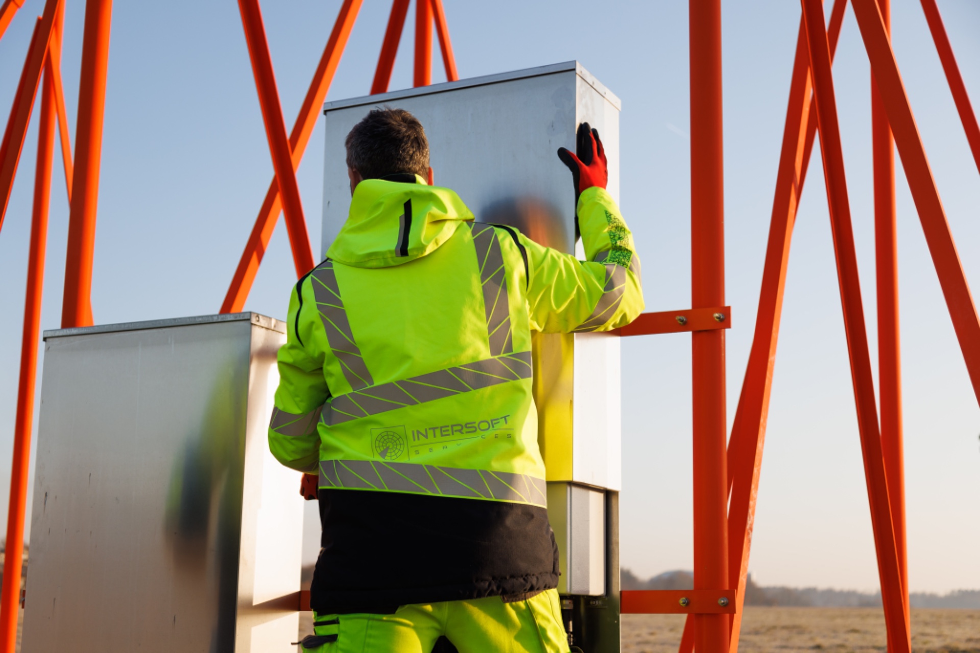 Digitalisation and the Future of CNS Technical Workforces - Intersoft ...